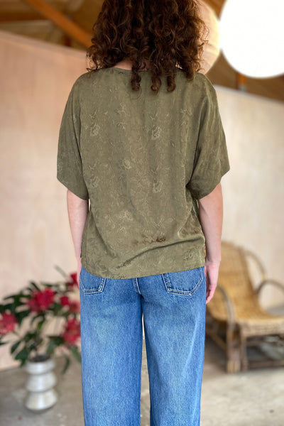 Mira Demi Top Rose Jacquard Olive | ATAMIRA Raglan NZ – Atamira